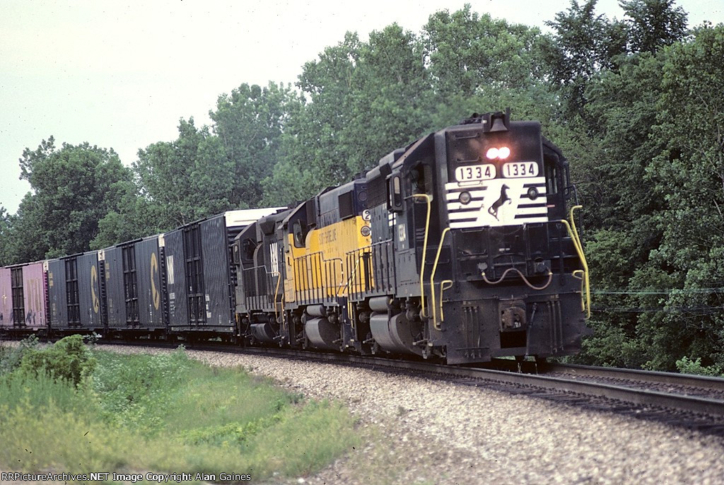 NS GP40 1334